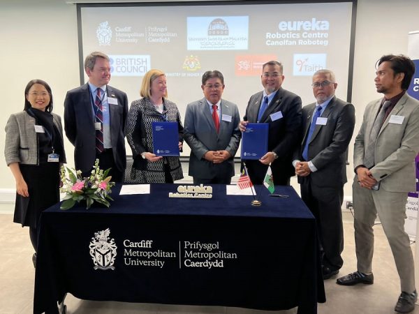 USIM collaborates with renowned universities in the UK, advancing STEM ...